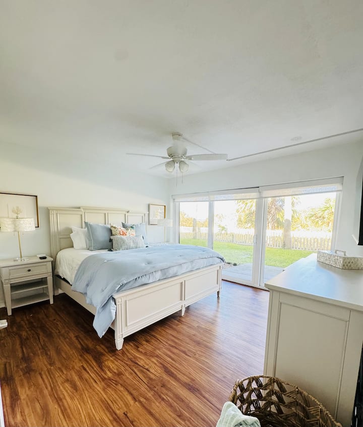 St. Augustine Condo Seascape - Crescent Beach, FL