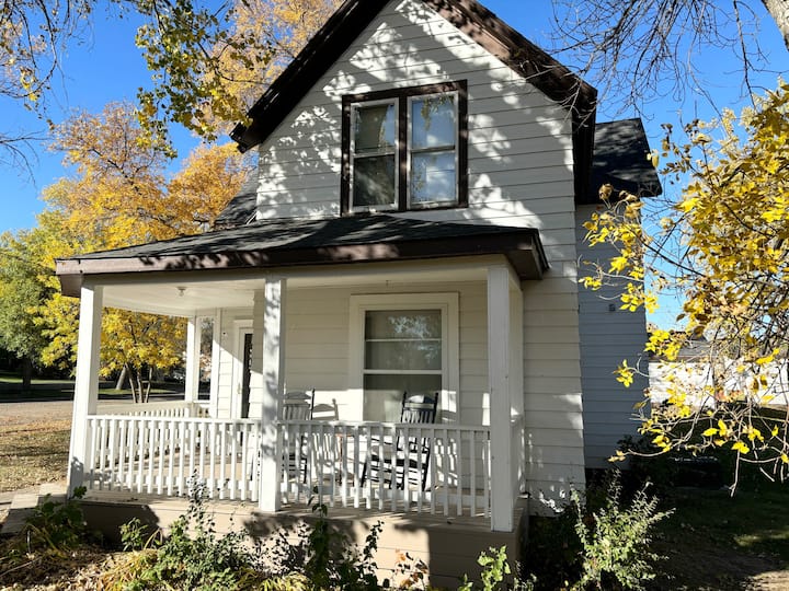 Hunters House - North Dakota