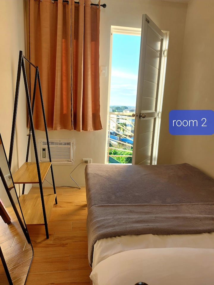 2 Bedrooms W/ Balcony Condo Unit - Naga