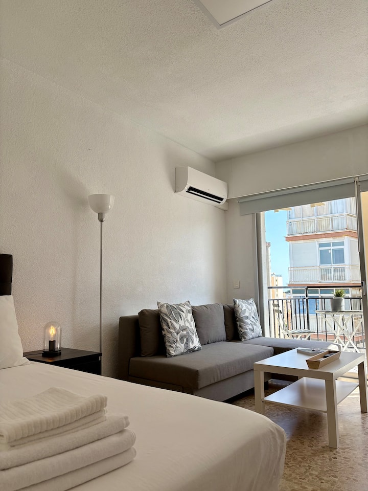 Estudio Céntrico En Torremolinos - Torremolinos