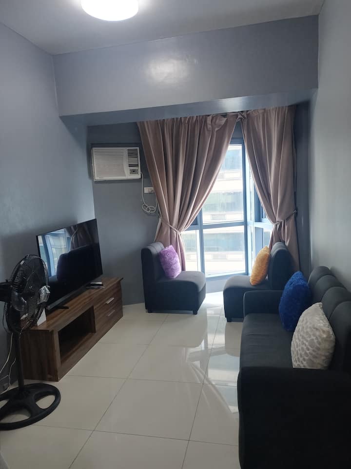 Family Room 1 Bedroom - Manila
