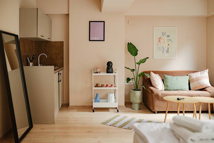 New & Modern Studio Apartments | City Center 1-6 - Skopje
