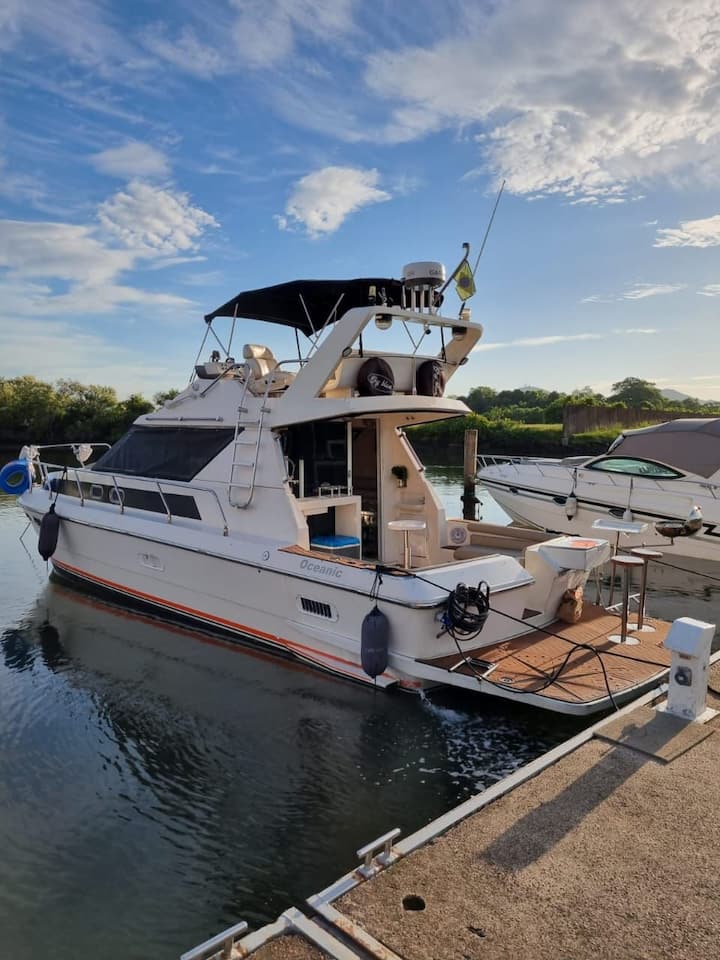 Lancha Oceanic Plus 38 Pes - Santos