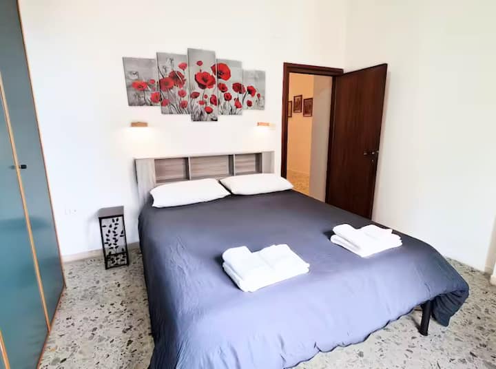 Siena: 3 Camere, Terrazza, Parcheggio Gratis - Siena