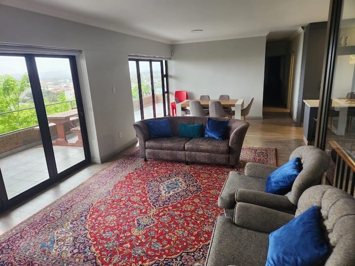 Central 3 Bedroom Gordonsbay - Grabouw