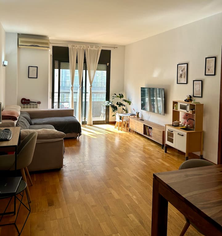 • Habitación En Sagrada Familia - Barcelone