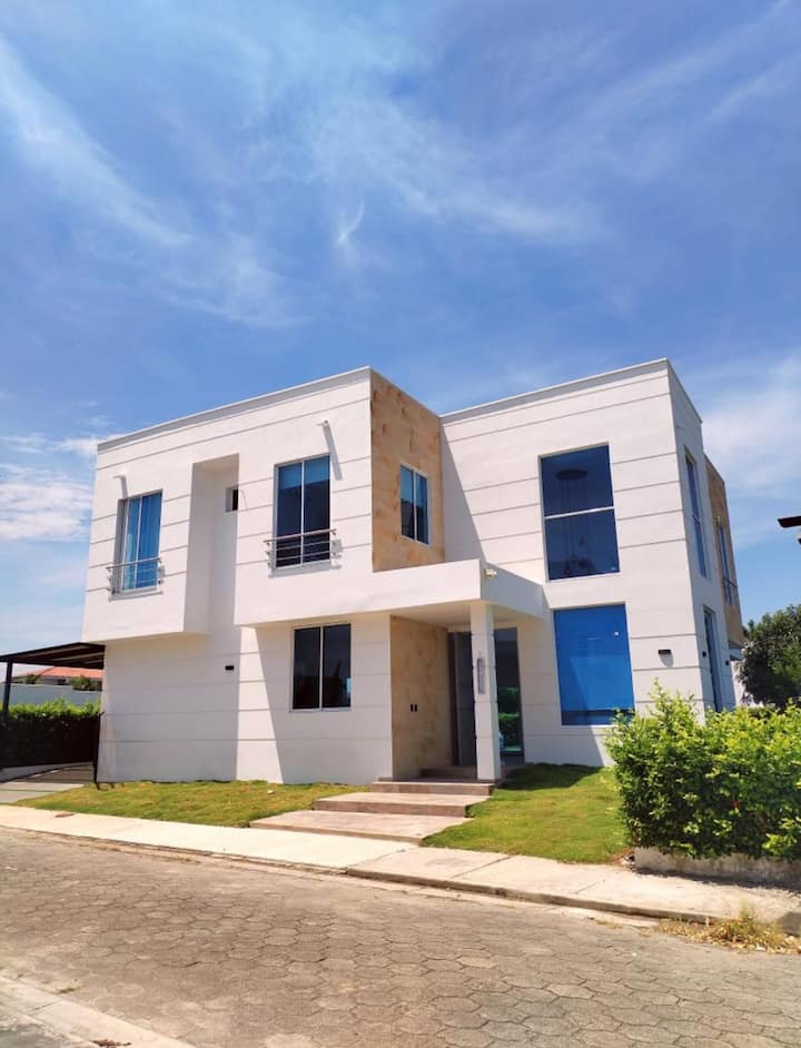 Casa Condominio Santa Ana - El Espinal