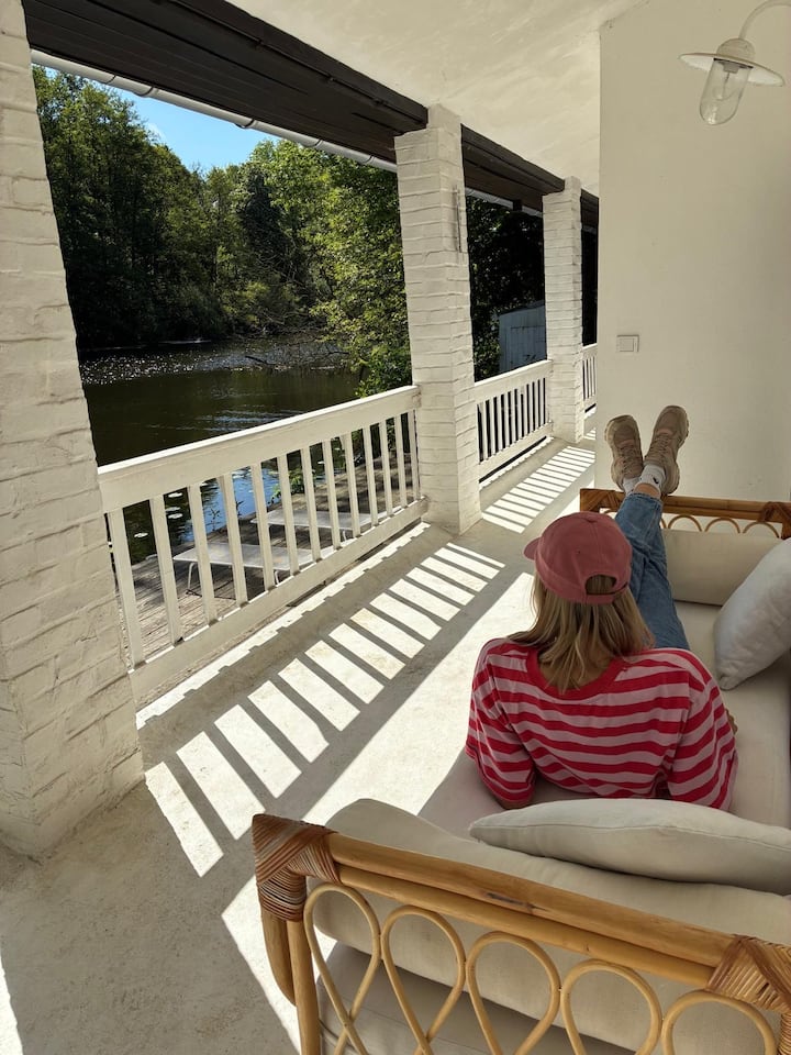 Bungalow Am See Mit Steg, Hot Tub & Kamin - 크레펠트