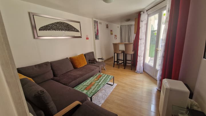 Maison Confortable Avec 2 Pièces - Nanterre
