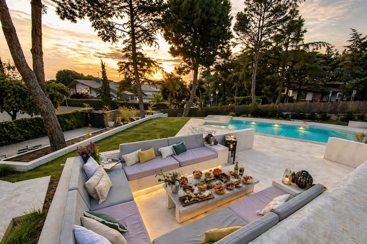 Luxury Pool Villa 20 Minutes From Madrid - Villaviciosa de Odón