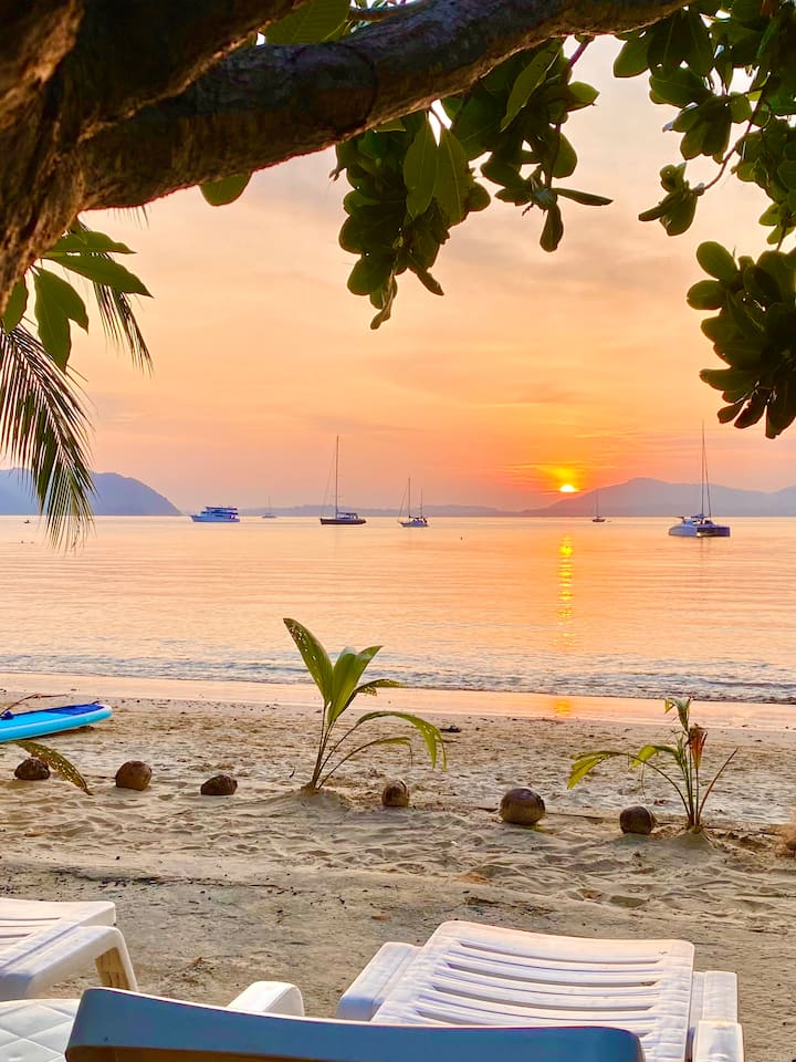 New Beach Bungalow With Magical Sunset - Phuket