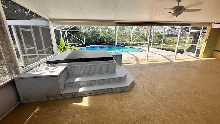 Elegant Pool House 3br / 3 Bath In Ft. Pierce, Fl - Fort Pierce, FL