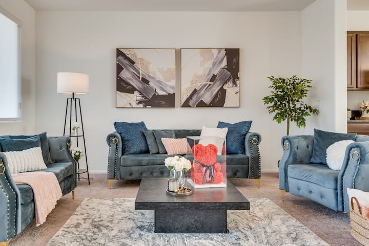 Near Strip & Attractions•lux 3000 Sqft Villa•7beds - Las Vegas