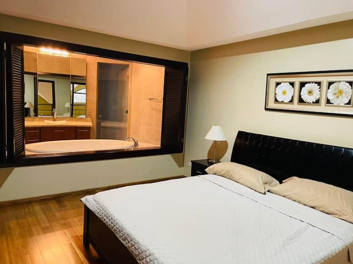 Lujoso Loft En Embassy Club . - Panama City