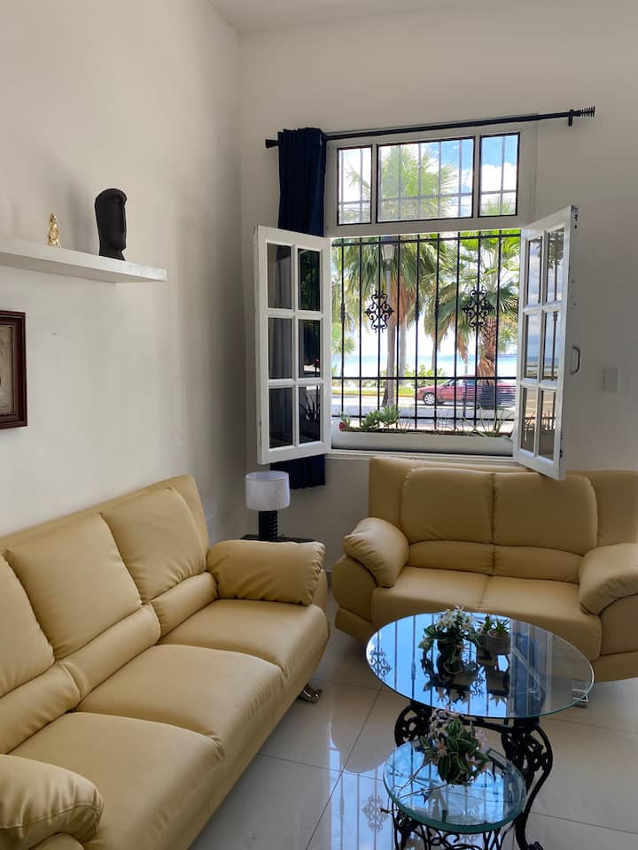 Zona Colonial Modern 3br 2 Bath - Santo Domingo