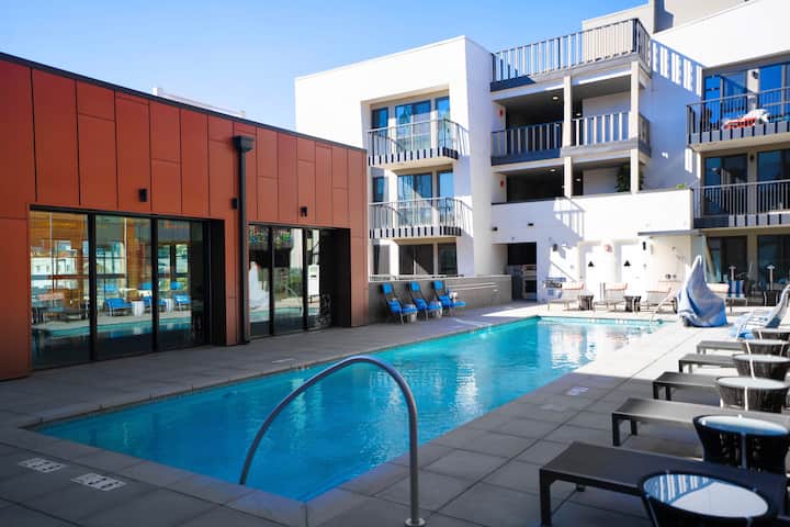 Santa Monica, Modern And Cozy Stay, Free Parking - Santa Monica, CA