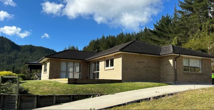 Golf At The Beach - Pauanui
