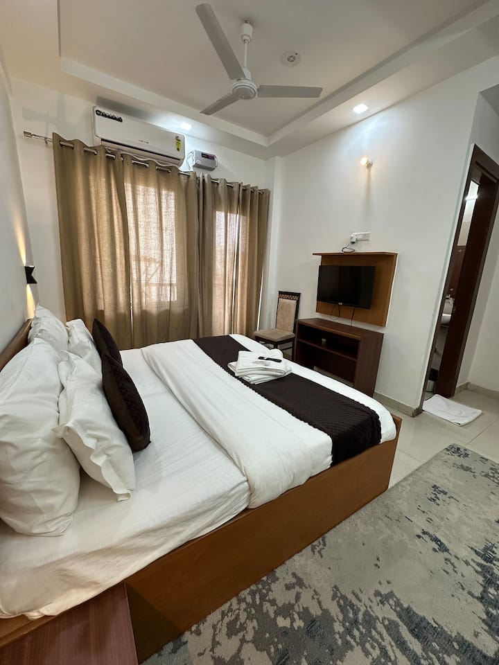 Luxury Home In Gurugram Sector57 - Gurugram
