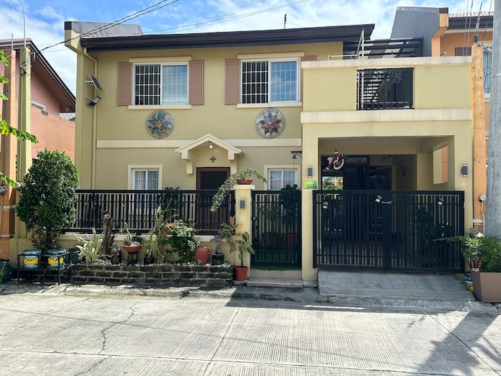 Cozy Home In Quiet Subdivision - Malolos