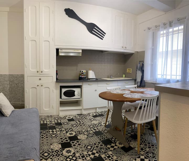 T2: Wi-fi, Chauffage / Clim Dans Chambre Et Séjour - ibis Perpignan Nord