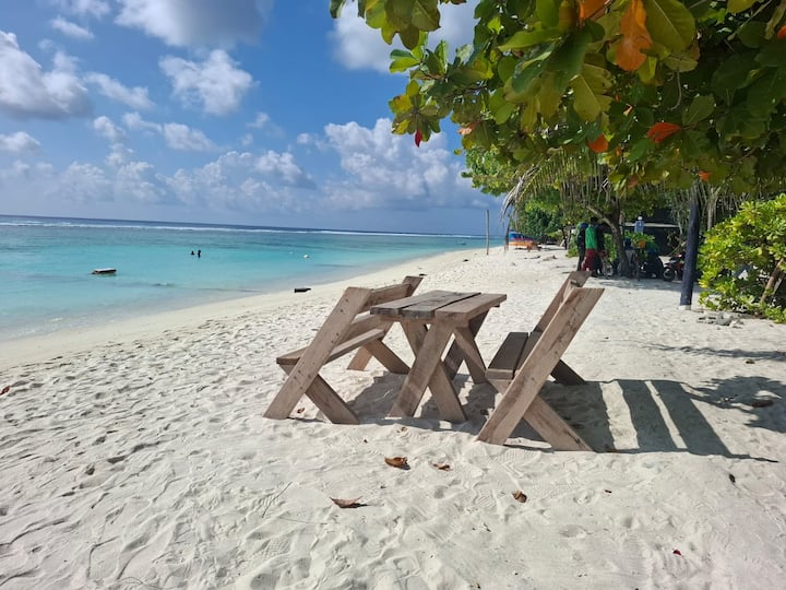 Blending Relaxation Where U Meet All Style - Maldives