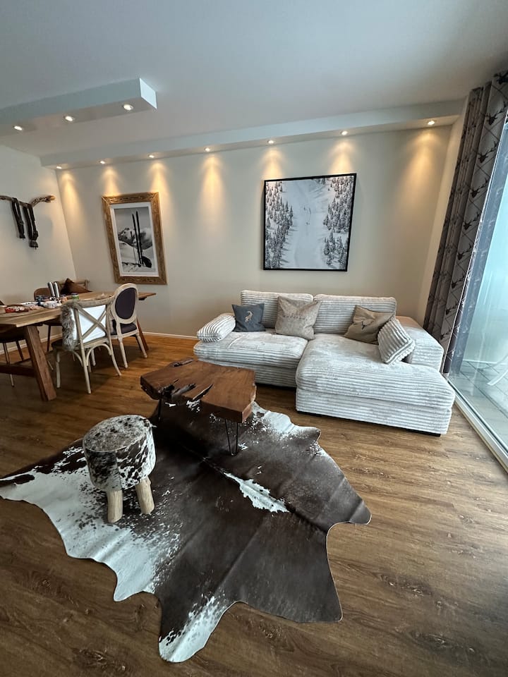 Alpine- Chic Mountain Retreat In Davos - Klosters-Serneus