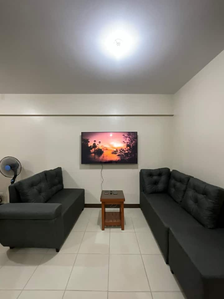 Condo In Taguig - Ivory Wood Residences Staycation - Taguig