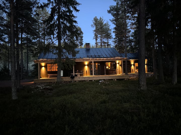 Unikt äLvhus  Med Storån Direkt Framför - Idre