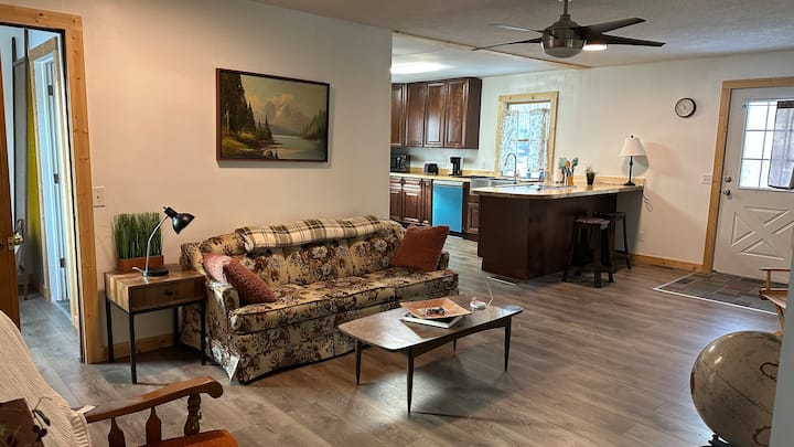 Authentically Vintage Decor. - Elkins, WV