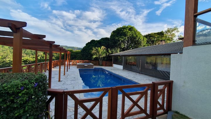 Chácara Espetacular - Socorro