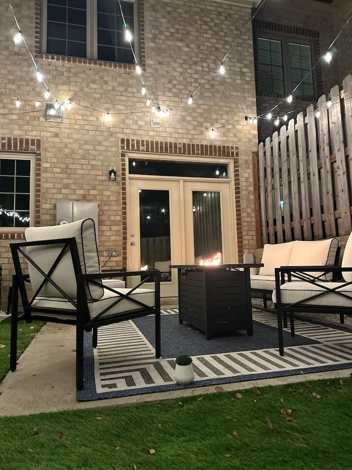 Private Suite In Cute & Cozy High Point Home - High Point, NC