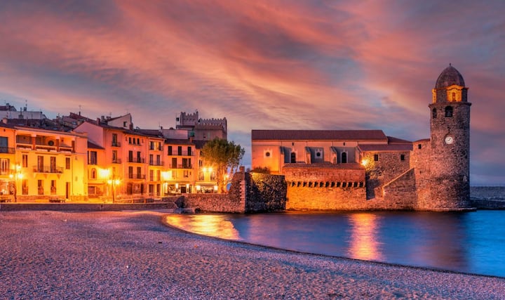 Calme Avec Place De Parking. - Colliure