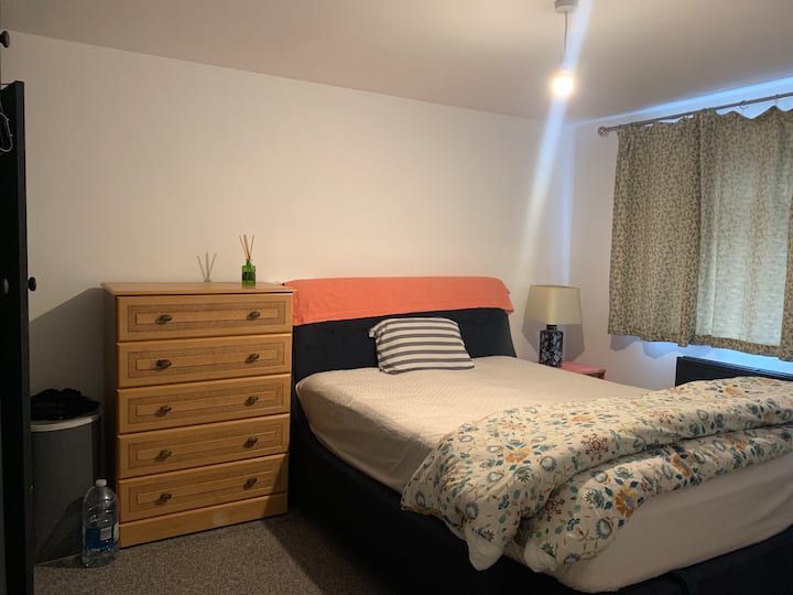 Double Bedroom Available - Chester