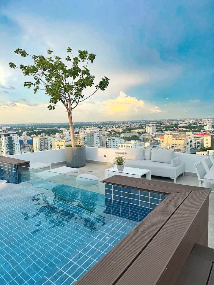 Elegant 2br In Piantini W/ City View | Pool & Gym - Santo Domingo (Dominican Republic)