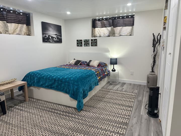 Clean Private Room With Attached Washroom - Winnipeg