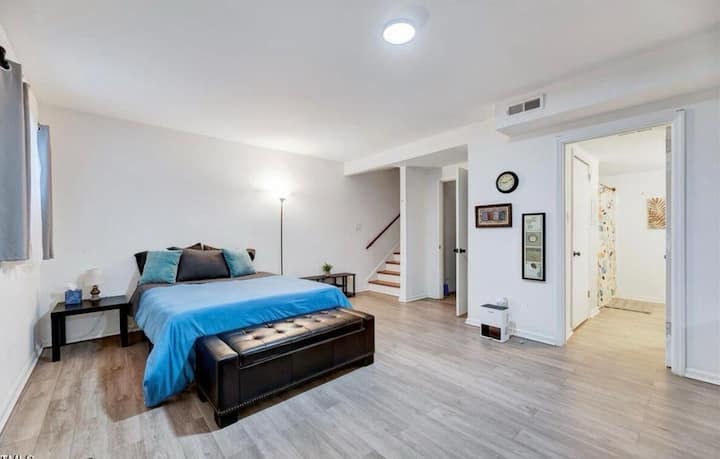 Spacious Cozy Unit Prime Location - Durham, NC