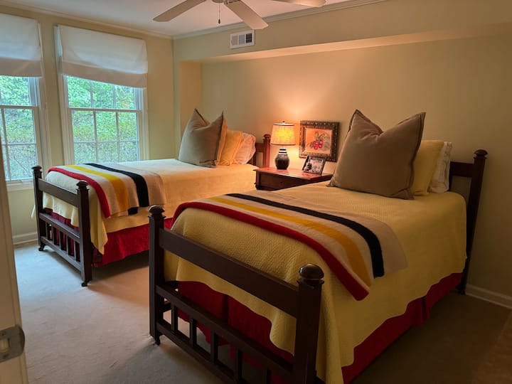 Room For Two - Oxford Guesthouse - Oxford, MS