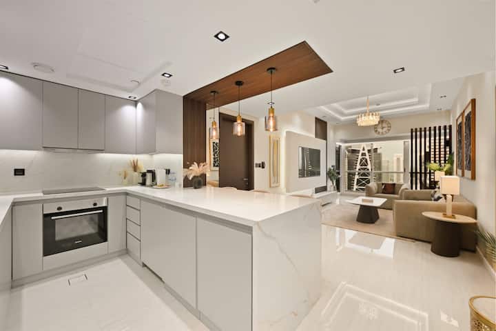 Luxury Lakeside Retreat Near Dubai Marina Jbr - Dubai Marina