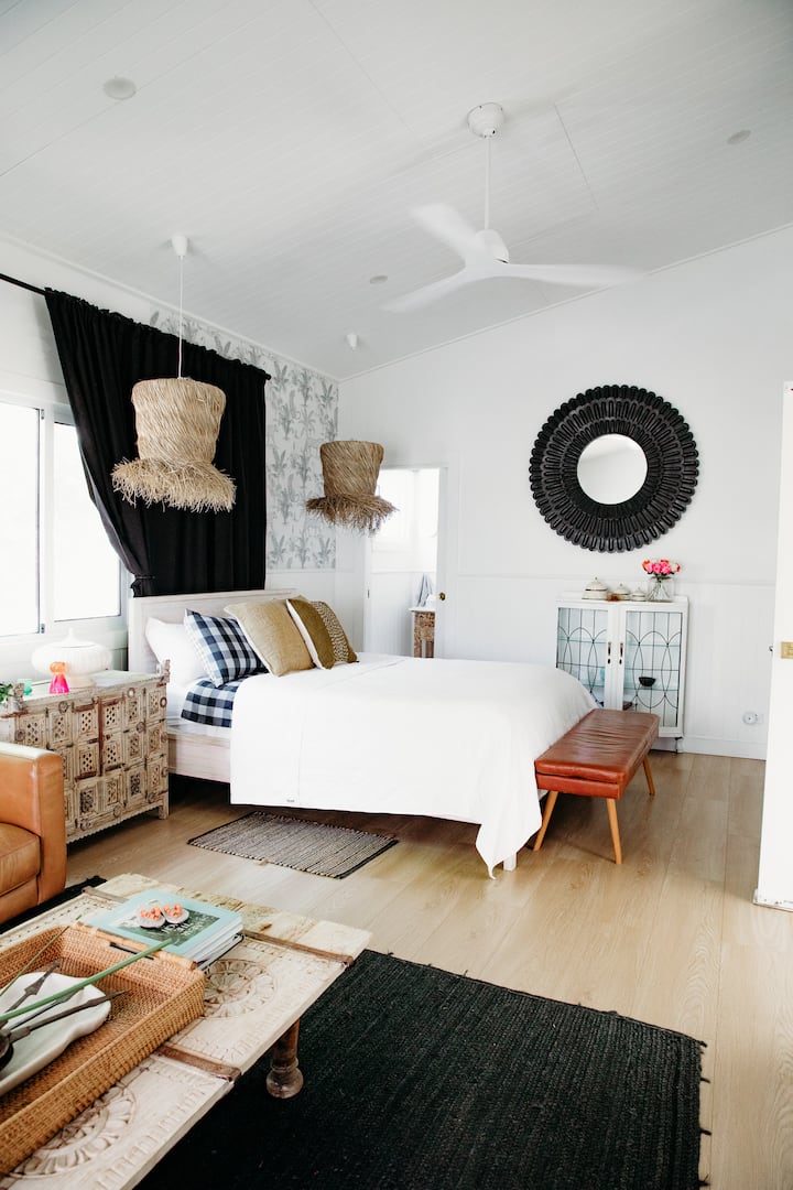 Chic Studio With Courtyard Garden - Port Stephens