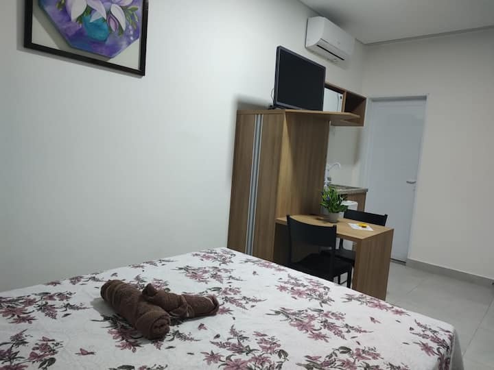 Suítes Ribeiro 02 - Santa Mônica, Próx. Ufu - Uberlândia