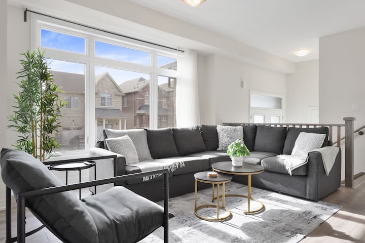 Serene Stays - Pickering - Pickering