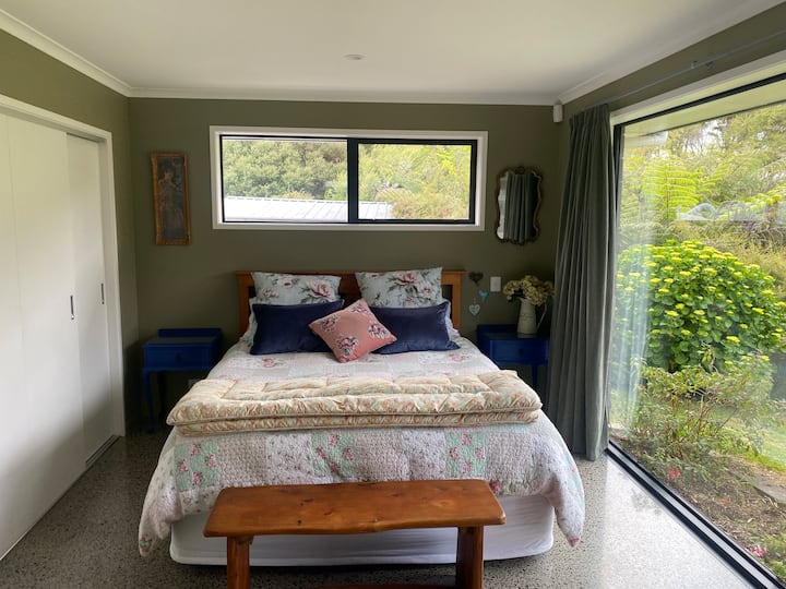 Hunua Hideaway - Clevedon