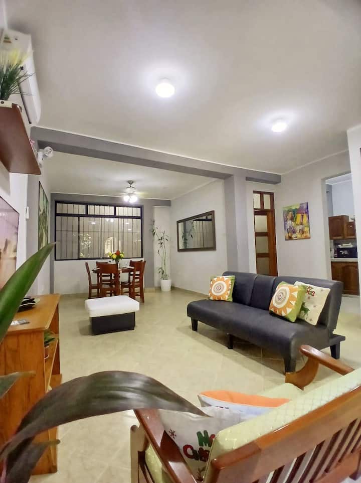 Comodidad Y Tranquilidad Con Aire Acondicionado. - Tarapoto