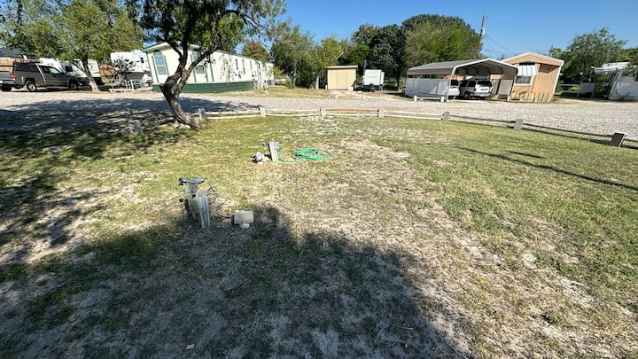 Rv Parking In Paradise - Del Rio, TX