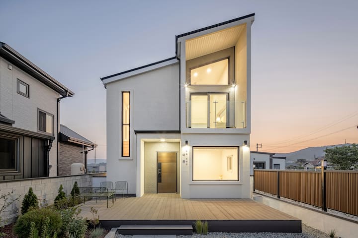 [신축]온전히 프라이빗한 감성 독채/자쿠지/1,2층전체/욕실2/개별바베큐 - 외동읍