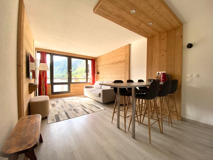 Balcon, Vue Et Skis Aux Pieds - Tignes