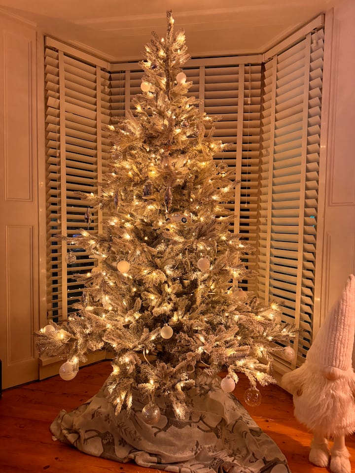 Beautiful Home Perfect Location 
Best Sleep Ever - The Mumbles