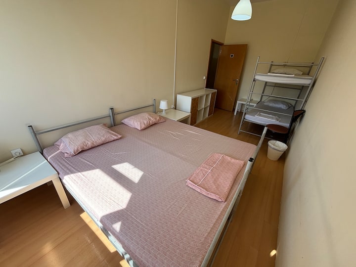 Quarto Orquídea - Quádruplo - Aveiro