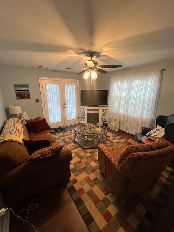 Convenient Room Close To Vcu - Richmond, VA