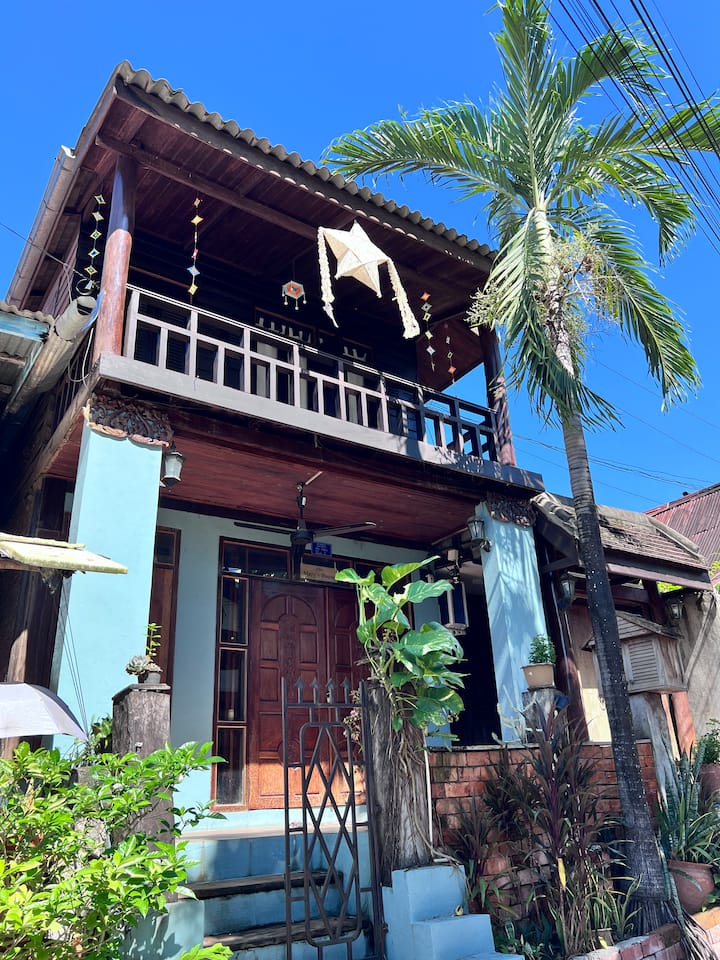 Mekhong View House In Luang Prabang - Luang Prabang